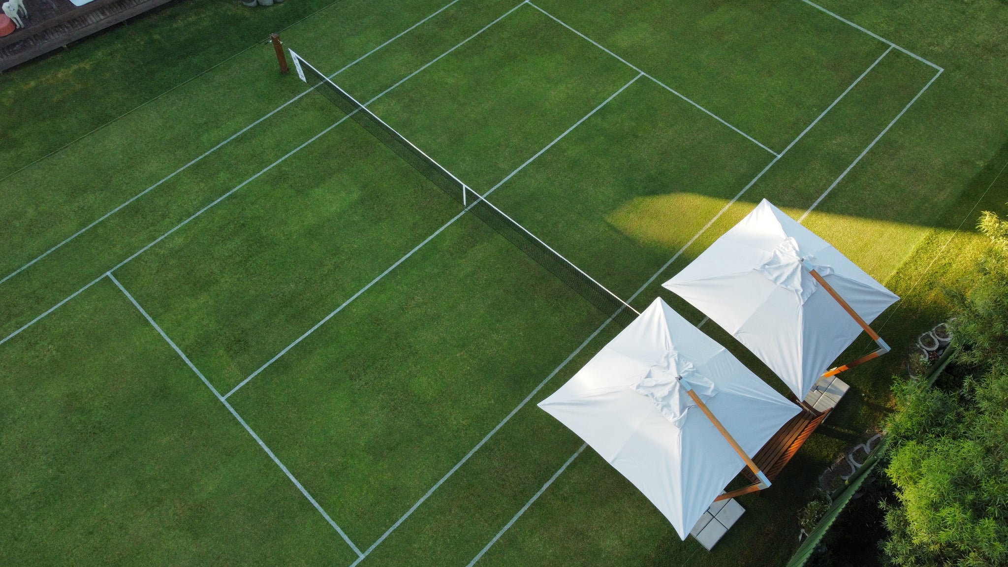 3.2m hand crafted Cantilever Parasol – thatchandshade